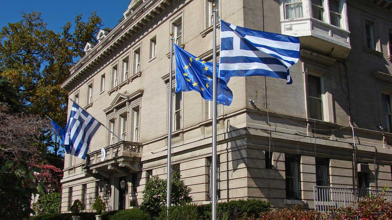 Temporary Suspension Of Controls Of The Military Status For Greek Male ...