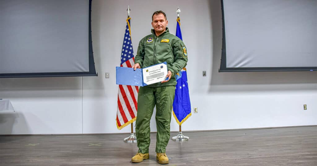 Greek Fighter Pilot Receives Prestigious Award For Exceptional Bravery ...