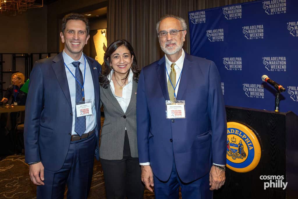 Greek Golden Wreaths Debut At The Philadelphia Marathon